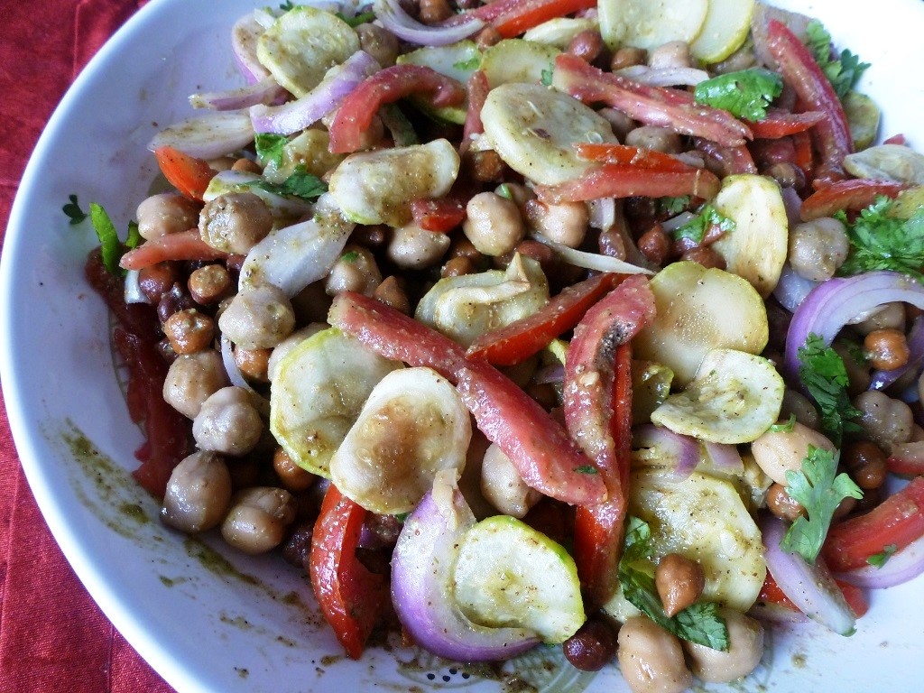 Mixed Peas Salad With Roasted Zucchini - Healthically Kitchen