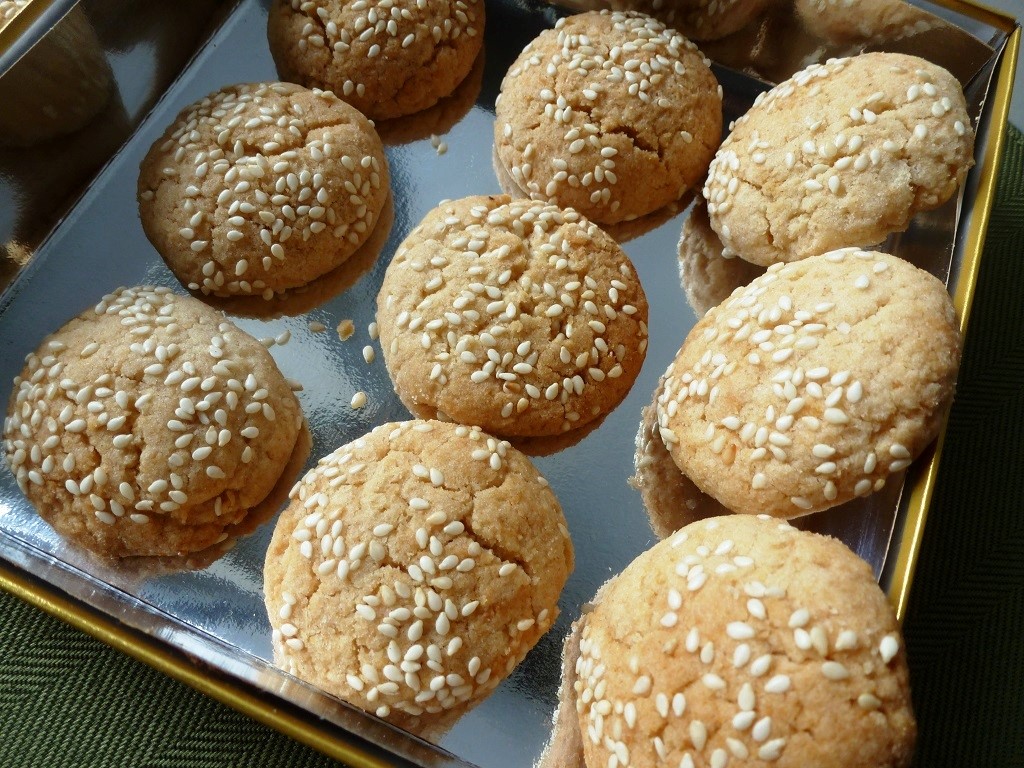 Jowar Coconut Cookies | Healthy Millet Cookies Recipe (Eggless & Gluten ...