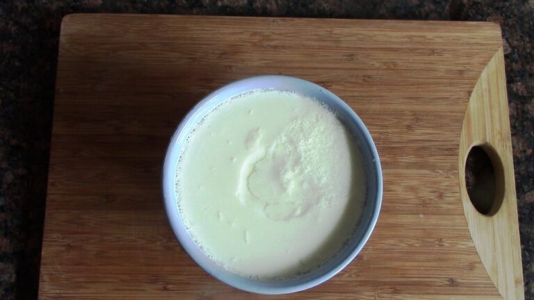 How To Set Thick Curd At Home | Perfect Homemade Dahi - Healthically ...