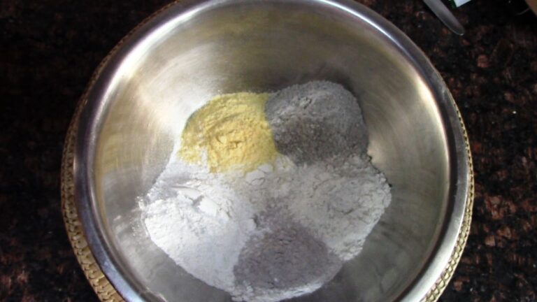How To Make Multigrain Flour (Atta) At Home - Healthically Kitchen